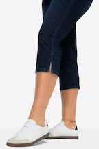 Carrie 3/4 Capri jeans with comfortable stretch material and 5 pockets ...